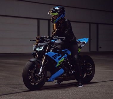 New BMW Motorrad R 1300 RS Offer | Lloyd BMW Motorrad